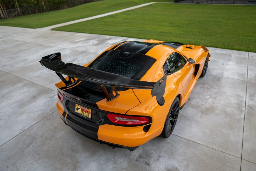 Dominate Your Local Track Day With This 2017 Dodge Viper ACR Extreme ...