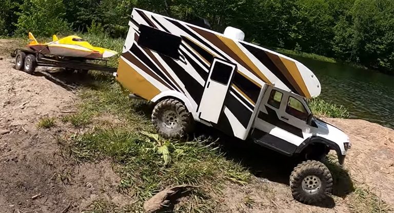 Take A Miniature Lake Weekend With This Off-Road RC Camper Towing Its ...