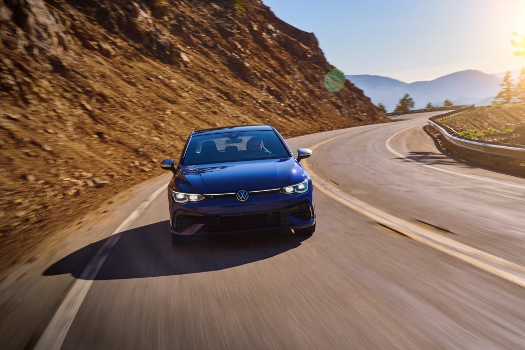 2022 VW Golf R Arrives In The U.S. With 315 HP And A Manual Gearbox ...