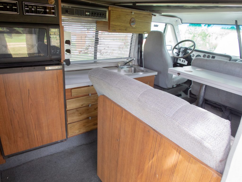 This Weird RV Is A Vixen 21 TD Powered By A BMW Straight-Six And Penned ...