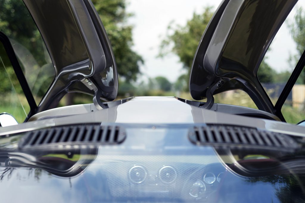 Wells Vertige Is An 850kg Mid-Engined Sportscar From The UK | Carscoops