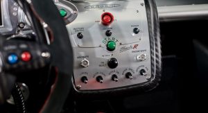 This 1 of 10 Pagani Zonda R Evolution Has 800 HP And Just 630 Miles On ...