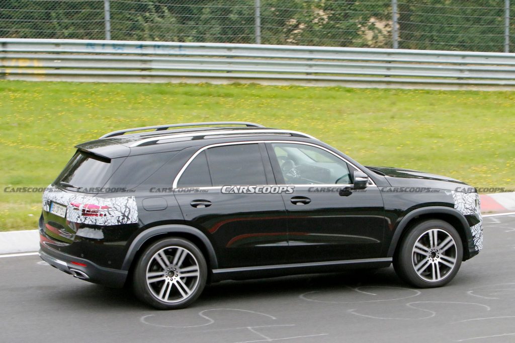 2023 Mercedes GLE Returns To Show Off Minor Updates | Carscoops
