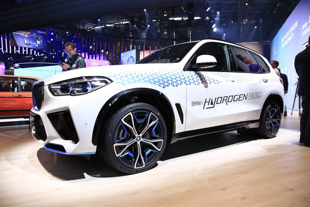 New BMW iX5 Hydrogen Brings Its Fuel Cells To Munich | Carscoops