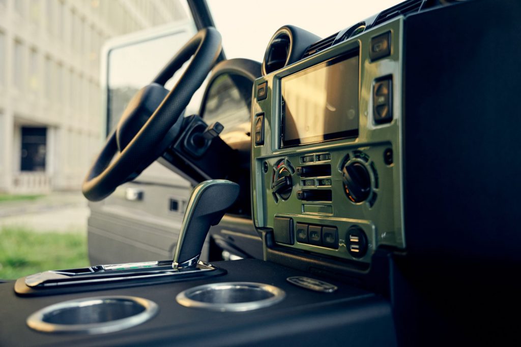 Himalaya Hue 166 Is A Hand-Built $300k Defender With A 650 HP ...