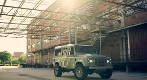 Himalaya Hue 166 Is A Hand-Built $300k Defender With A 650 HP ...