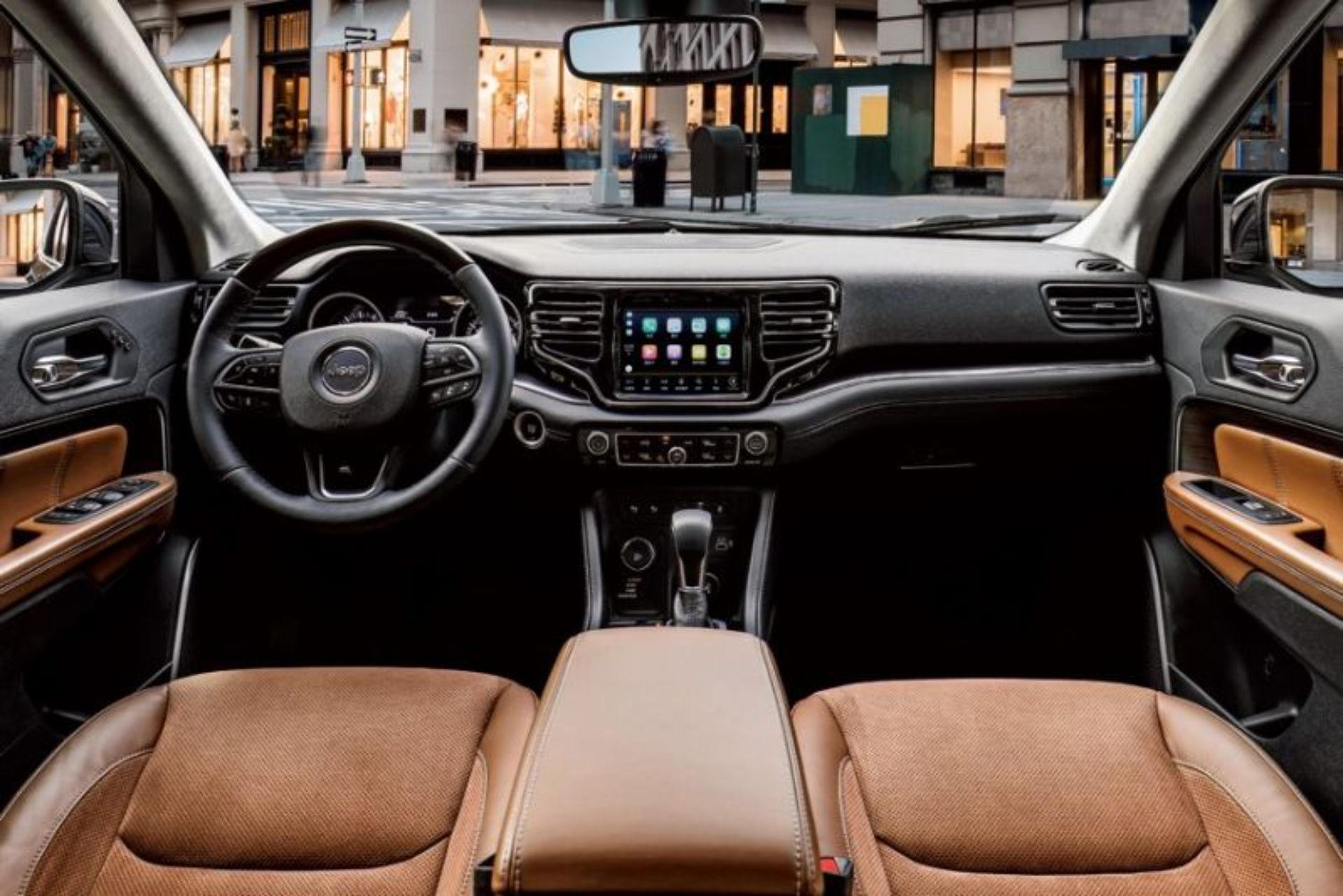 Facelifted Jeep Grand Commander Unveiled For China With Minor Design ...