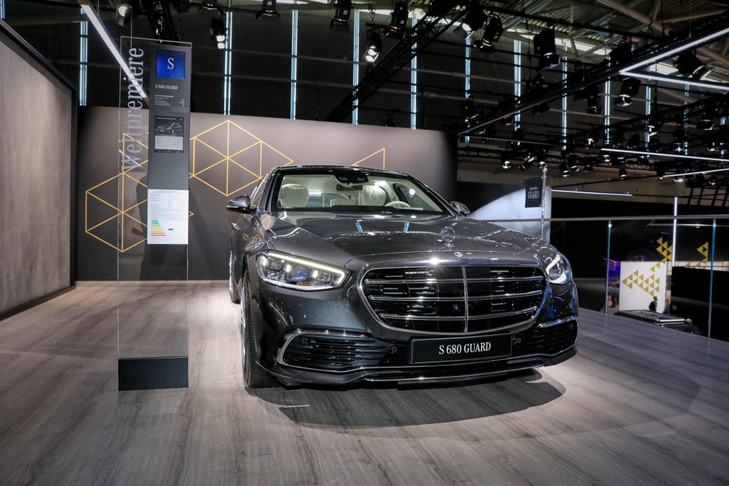 New Armored 2022 Mercedes-Benz S 680 Guard 4MATIC Is A Tough Cookie To ...