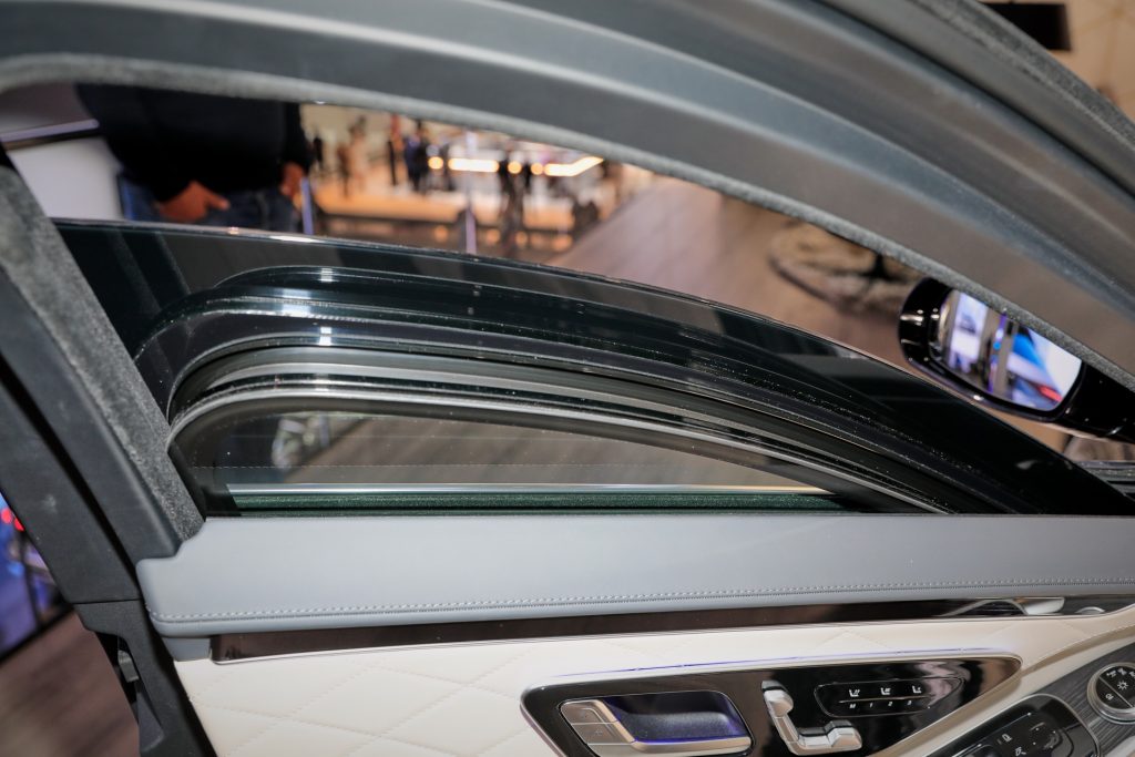 New Armored 2022 Mercedes-Benz S 680 Guard 4MATIC Is A Tough Cookie To ...