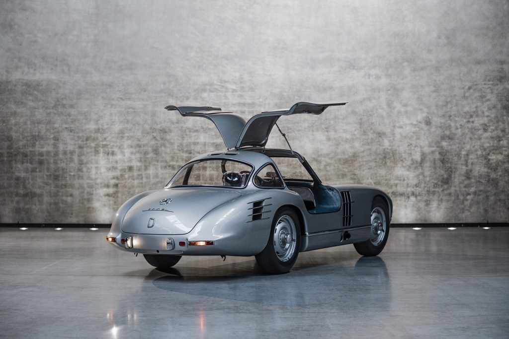 A Brief Look Back At The History Of The Mercedes-Benz SL | Carscoops