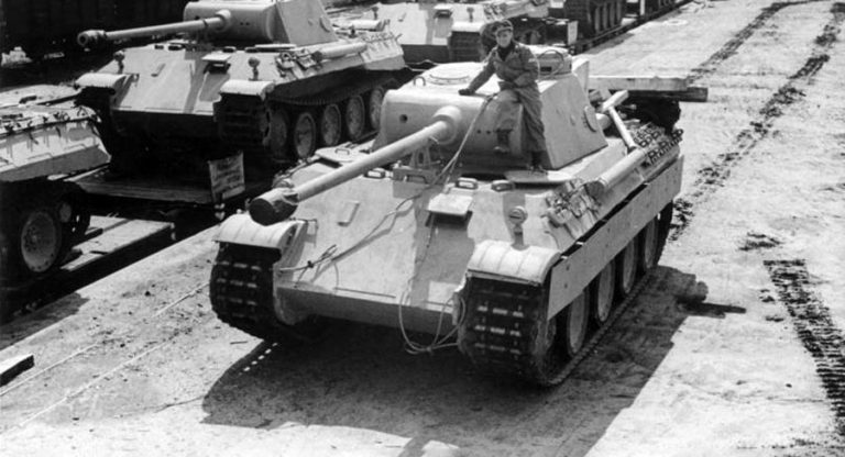 A German Pensioner Was Fined $293,000 For Storing A WW2 Panther Tank In ...