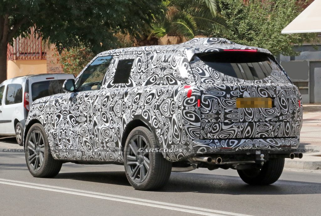2023 Range Rover Spotted In Hot SVR Guise Under Heavy Camouflage ...