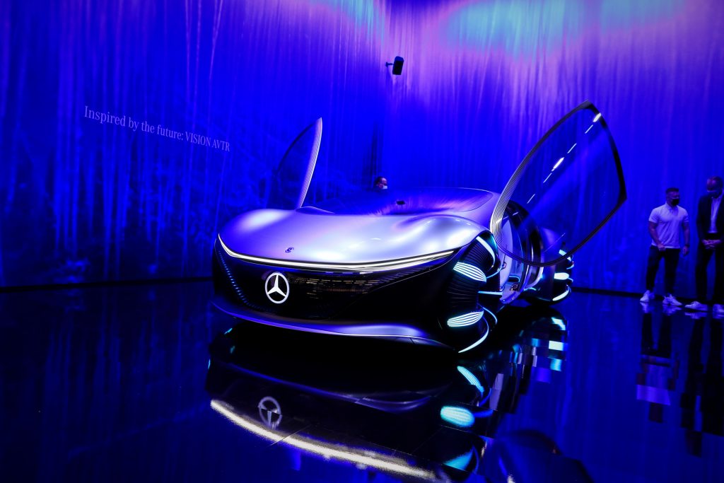 How Mercedes’ Vision AVTR Can Be Controlled With The Power Of Your ...