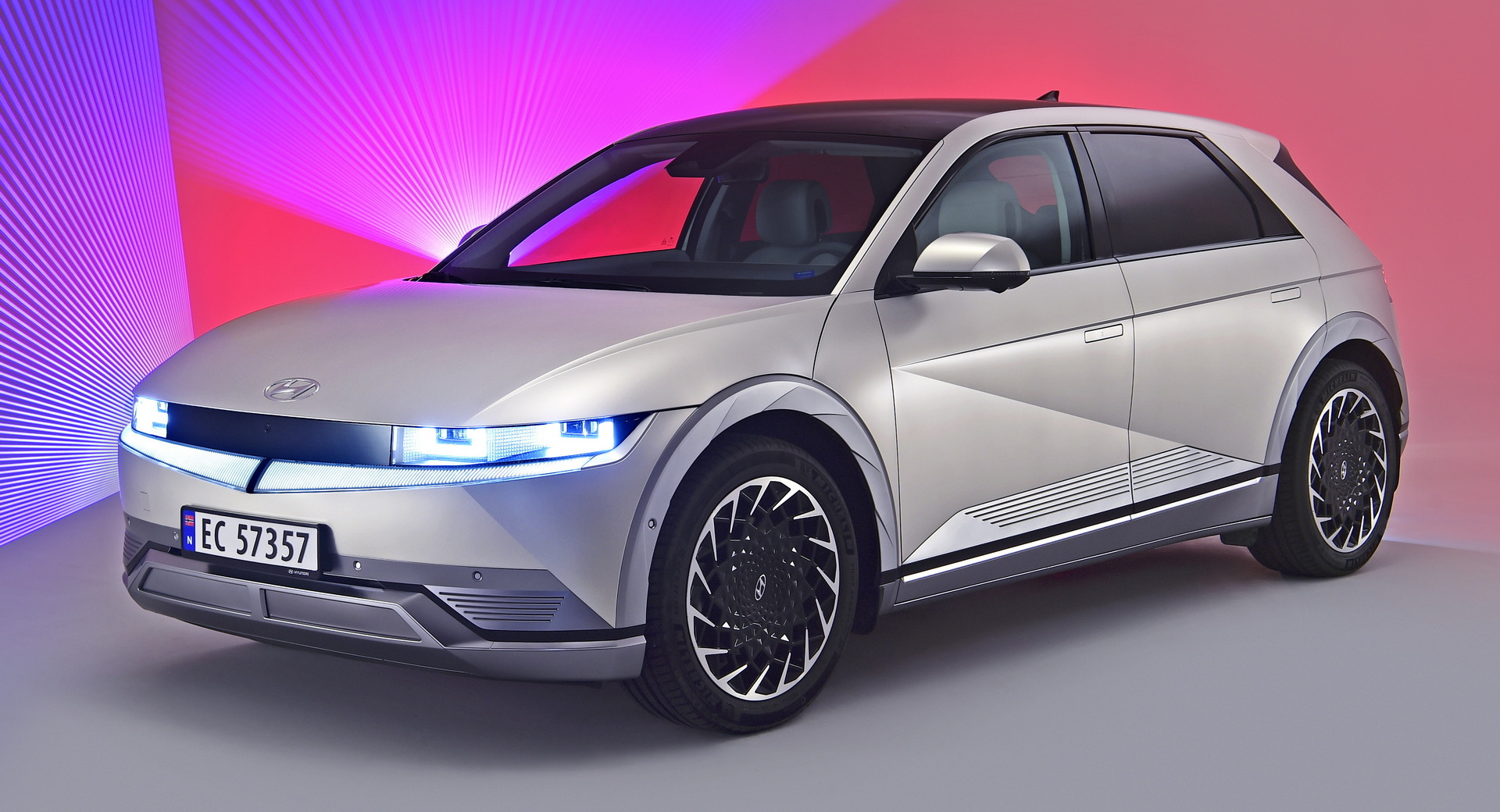 Hyundai May Start Selling Used EV Batteries To Texas Solar Farms ...