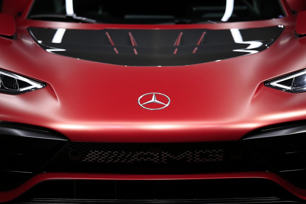 Check Out The Mercedes-AMG Project One’s Carbon Vented Wheels | Carscoops