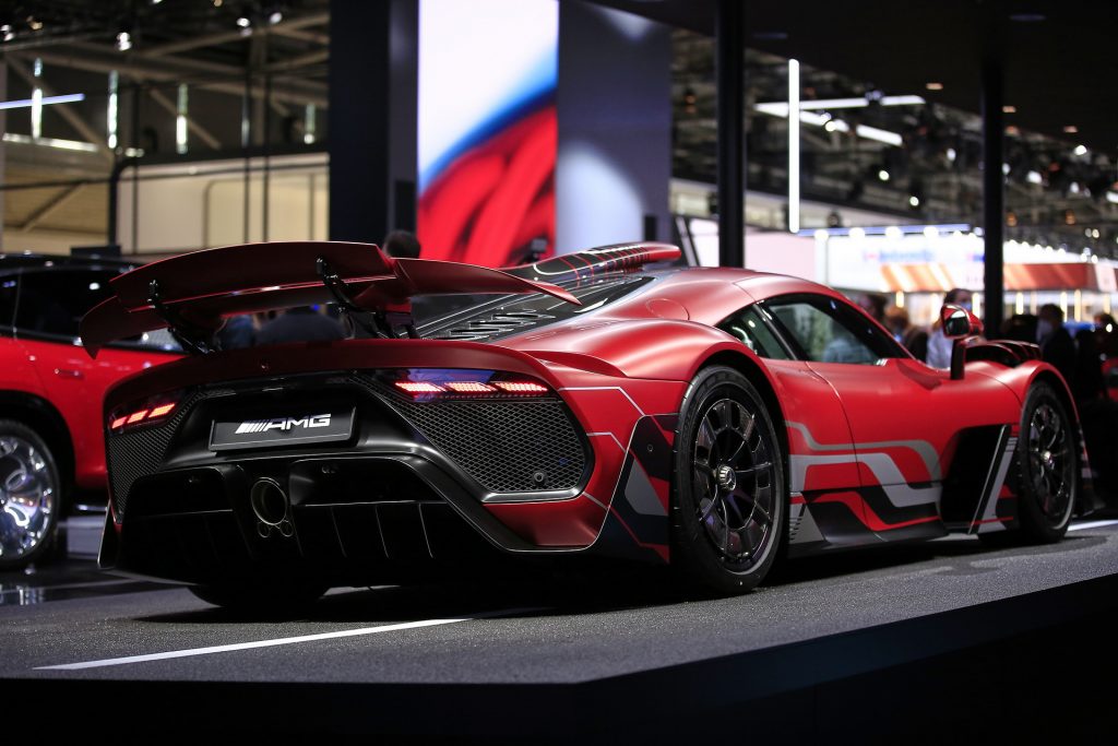 Check Out The Mercedes-AMG Project One’s Carbon Vented Wheels | Carscoops