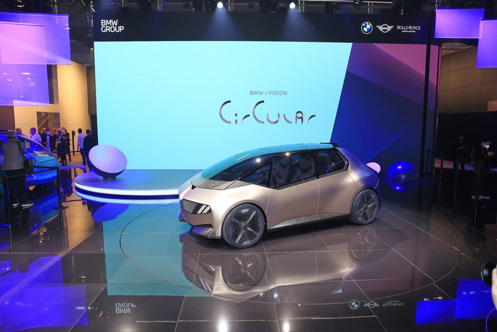 BMW i Vision Circular Concept Is An Innovative Totally Recyclable City ...