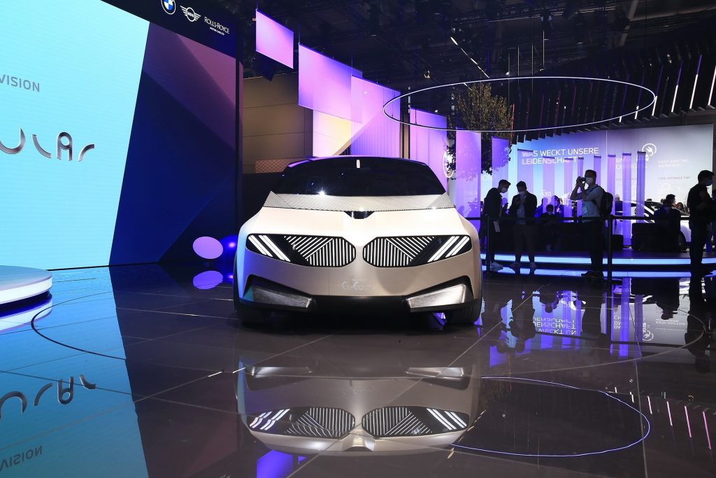BMW i Vision Circular Concept Is An Innovative Totally Recyclable City ...