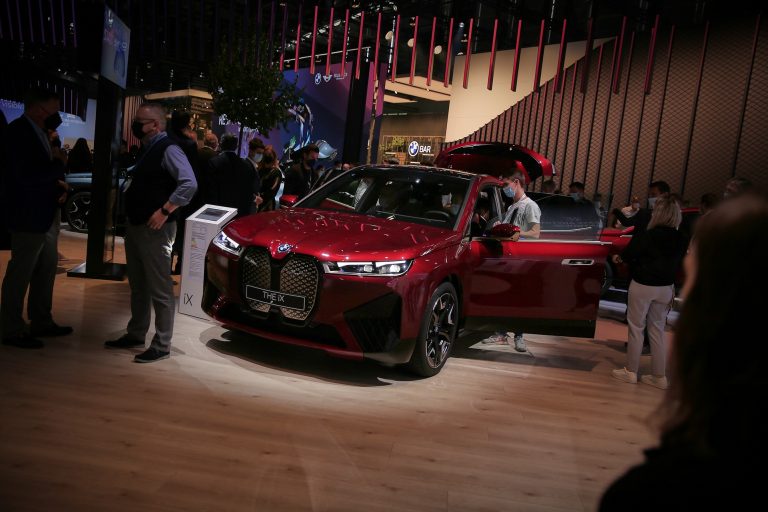 BMW iX Gets Speakers With Actual Diamonds In Them For Optimal Sound ...