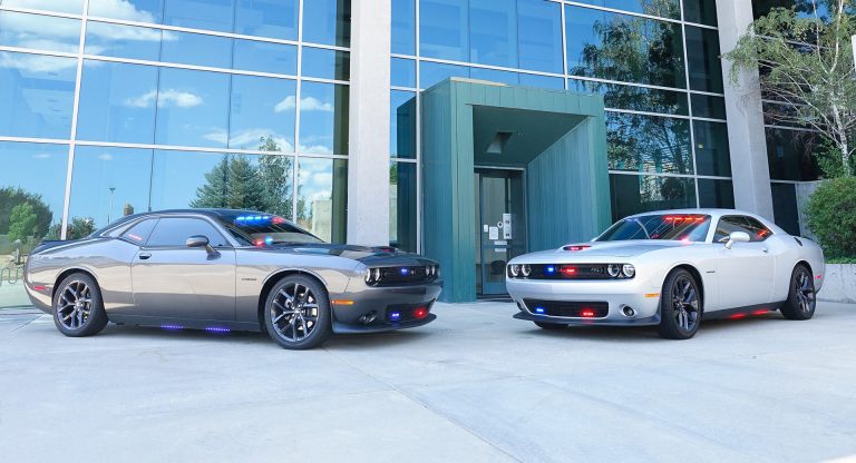 Arizona Cops Take Delivery Of Two Undercover Dodge Challengers | Carscoops