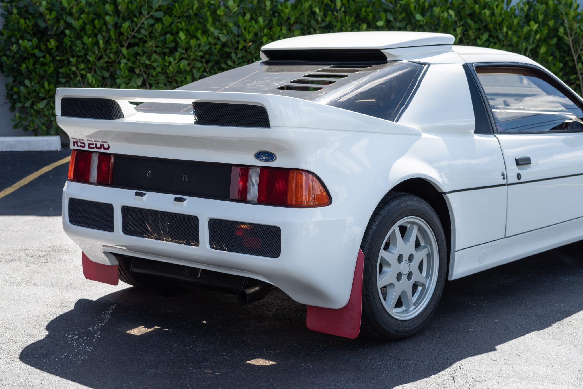 Low-Mileage 1986 Ford RS200 Is An Extremely Desirable Road-Going Rally ...