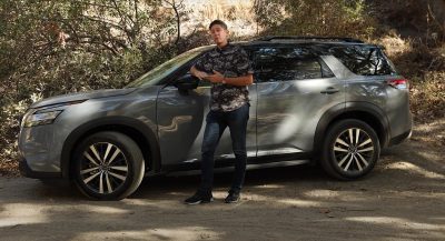 How Does The 2022 Nissan Pathfinder Handle Some Soft Off-Roading ...