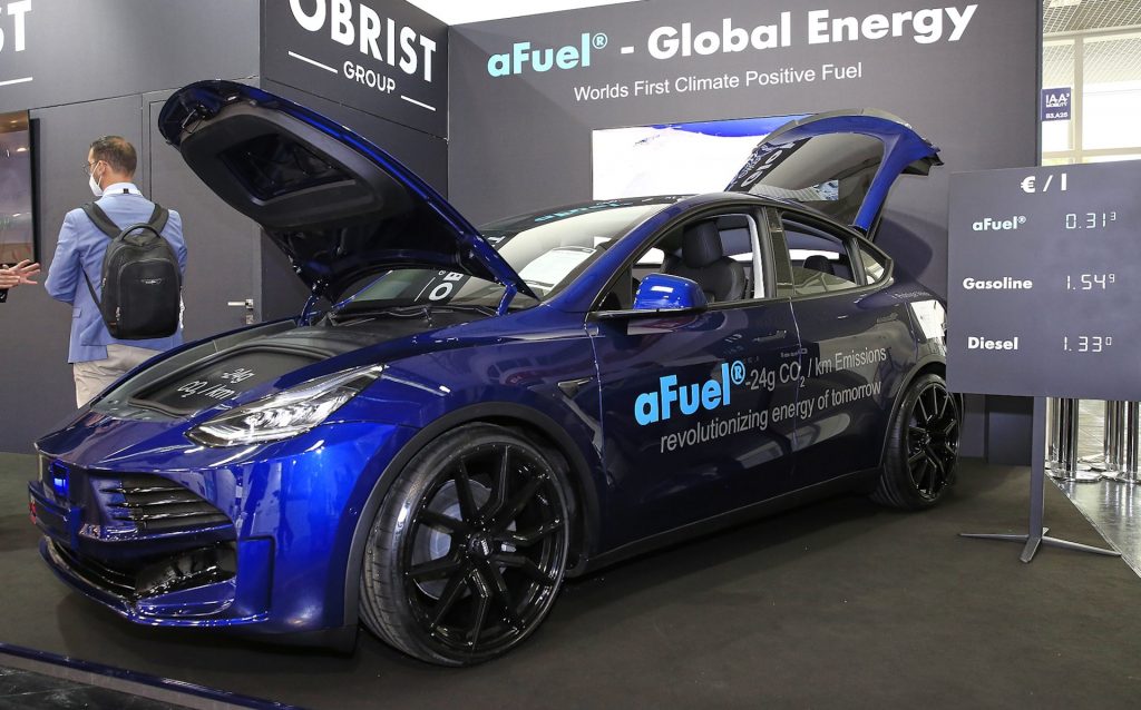 Obrist’s HyperHybrid Engine Turned A Tesla Model Y Into A PHEV | Carscoops