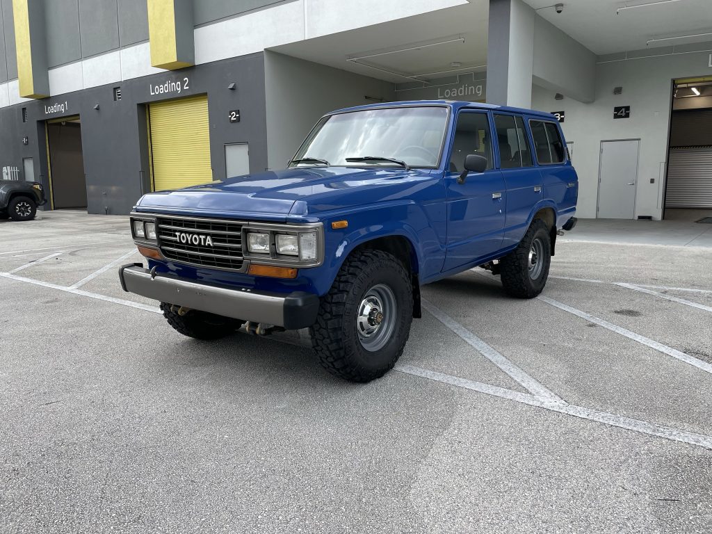 Would You Buy This Refurbished 1989 Toyota Land Cruiser With 200,000 ...
