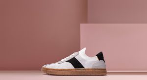 Volvo x Casca Collab Is An Eco-Friendly Sneaker Inspired By The XC40 ...