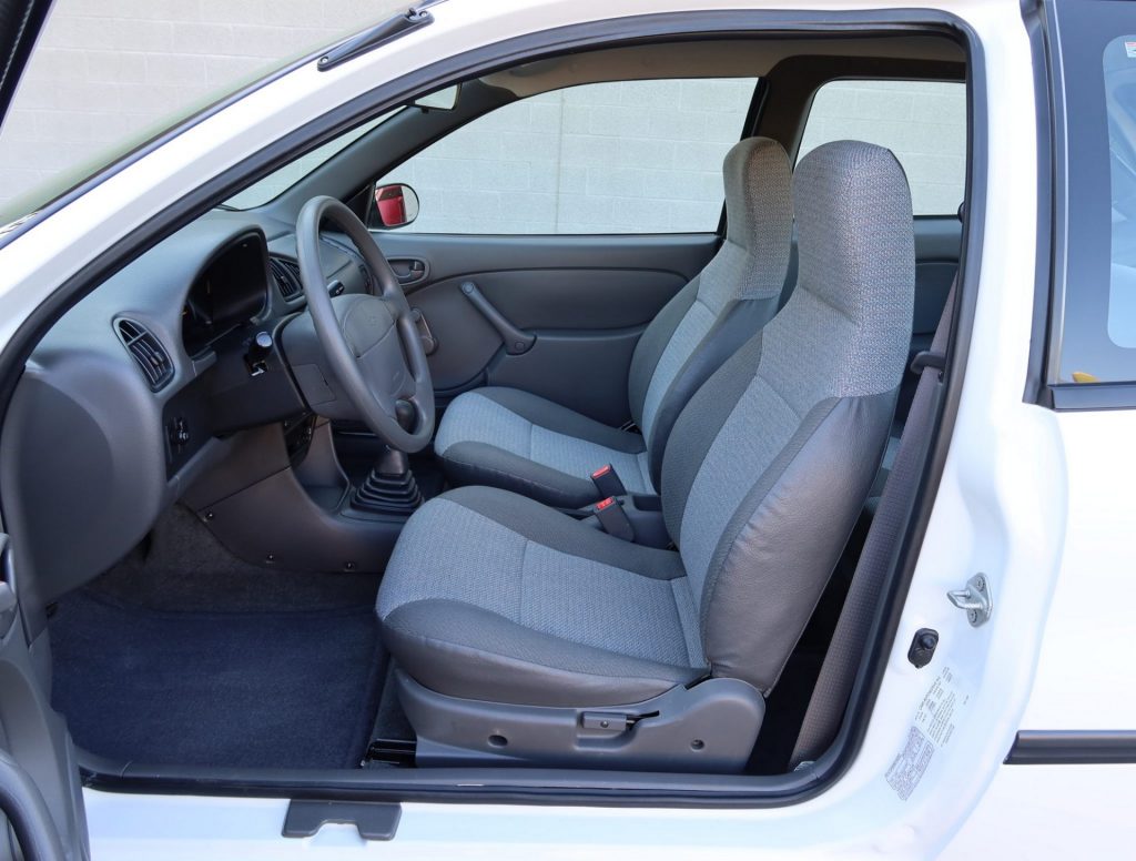 This 400 Mile Chevy Metro Hatchback Is An Economy Car Time Capsule From ...