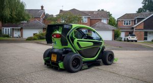 This 1-Of-5 Custom Renault Twizy Is Doing Its Best Impression Of An F1 ...