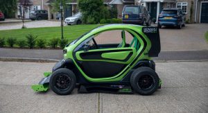 This 1-Of-5 Custom Renault Twizy Is Doing Its Best Impression Of An F1 ...