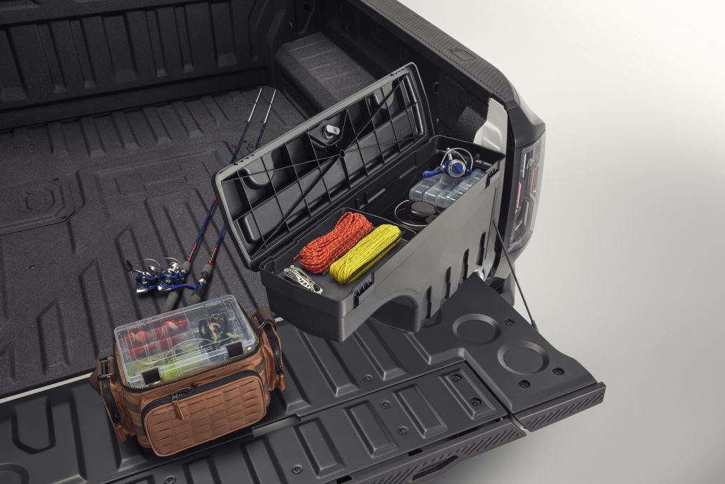 GMC To Show 2023 Hummer EV Personalization Options At SEMA | Carscoops