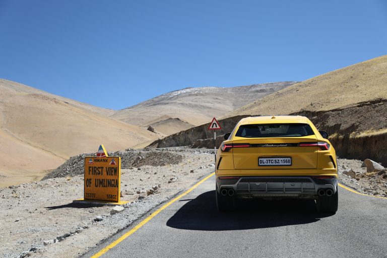 Lamborghini Urus Completes The New Highest Drivable Road On Earth ...