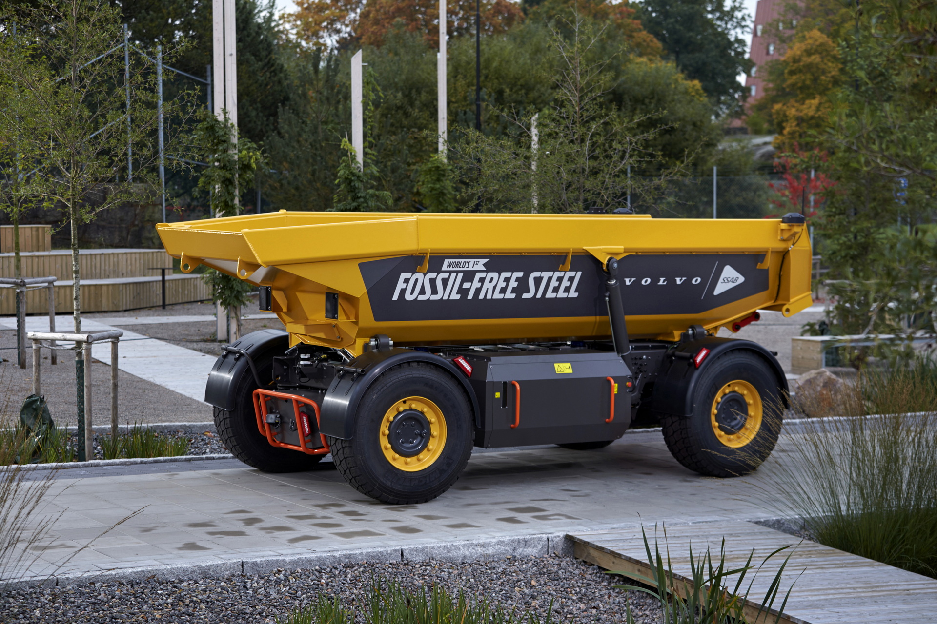 This Odd Looking Volvo Is The World’s First Vehicle Made Of Fossil-Free ...