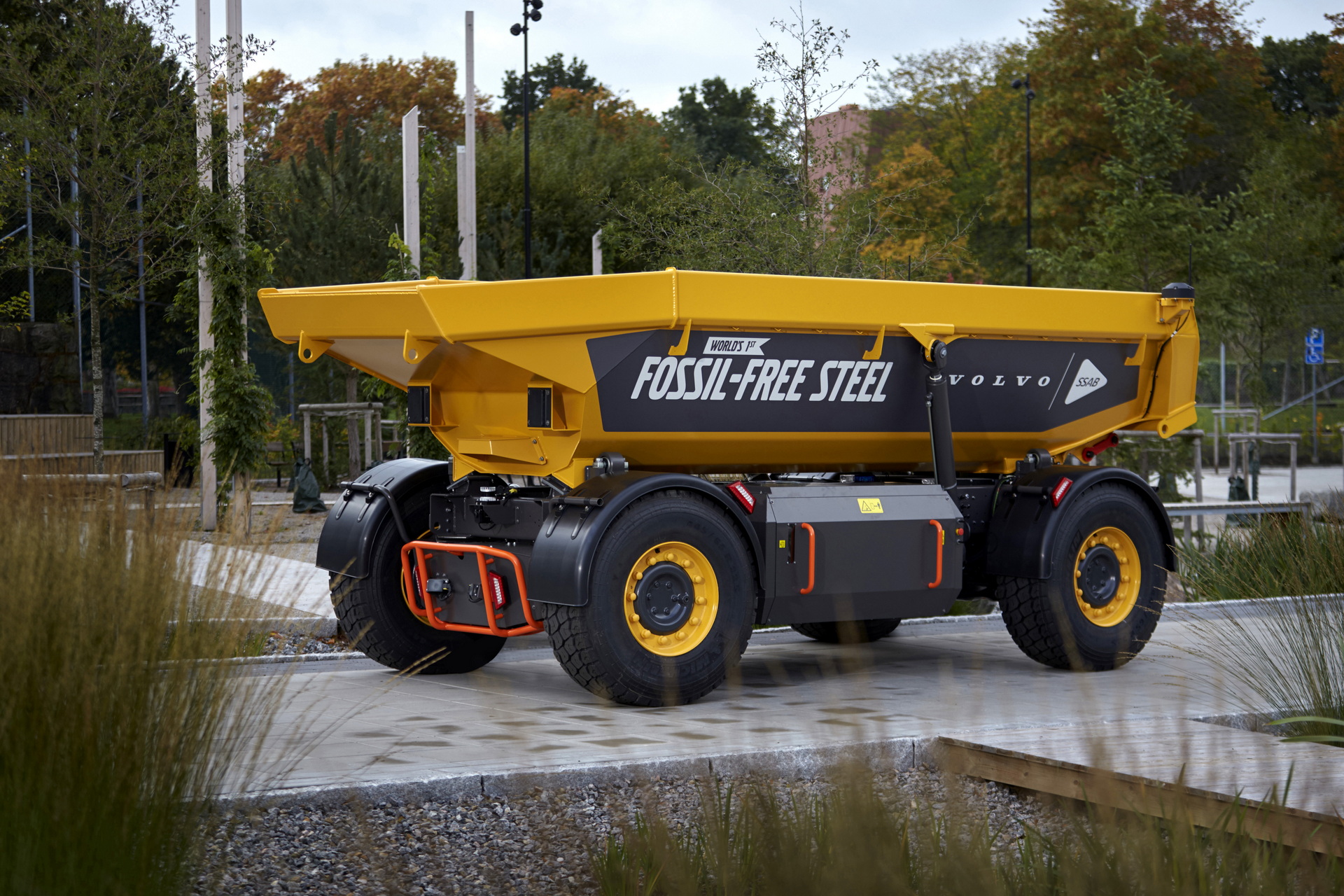 This Odd Looking Volvo Is The World’s First Vehicle Made Of Fossil-Free ...