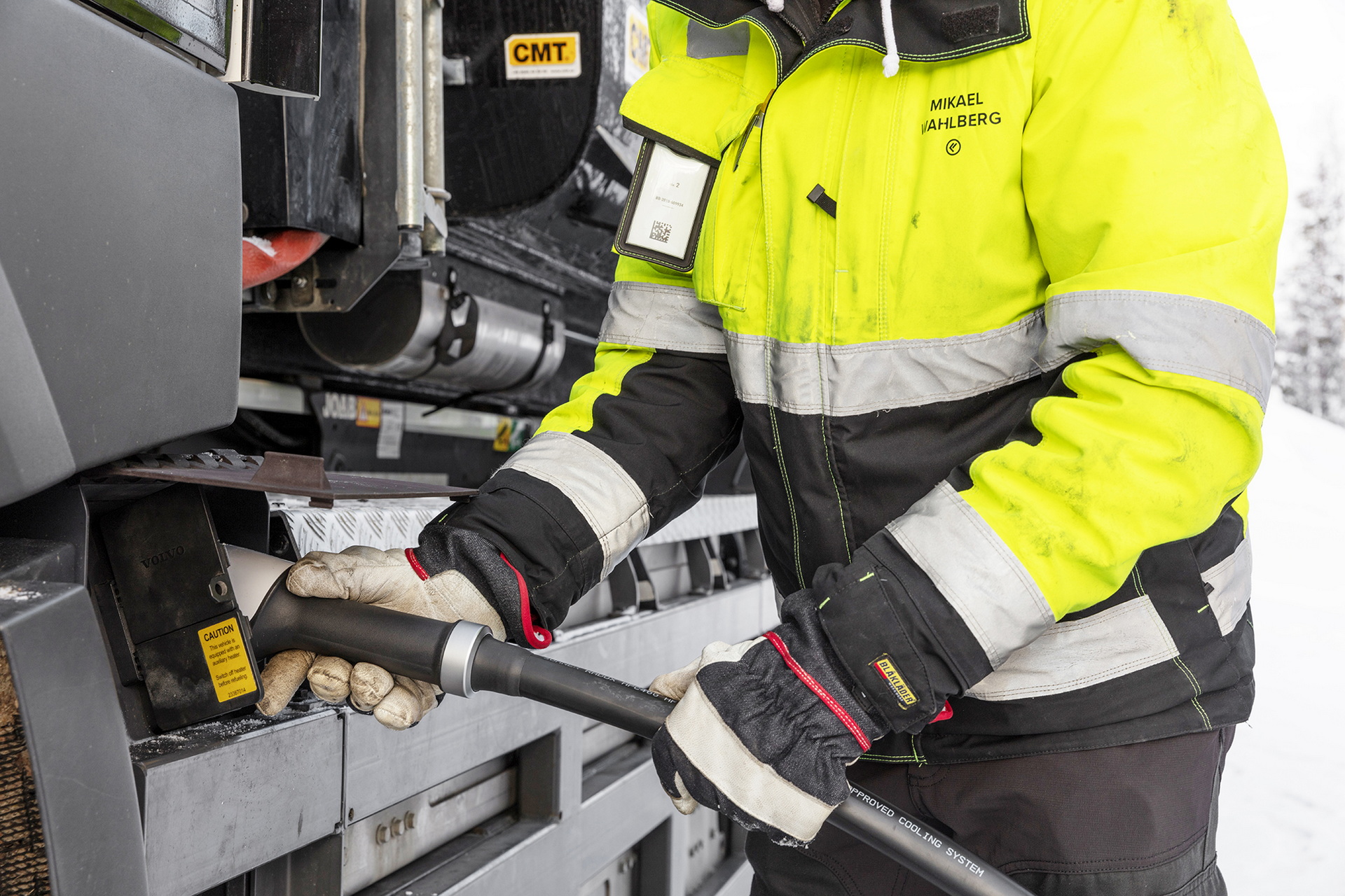 Volvo Tests Electric Tipper Trucks North Of The Arctic Circle | Carscoops