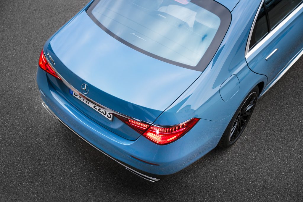 Mercedes Gives Customers More Customization Freedom With New Manufaktur ...