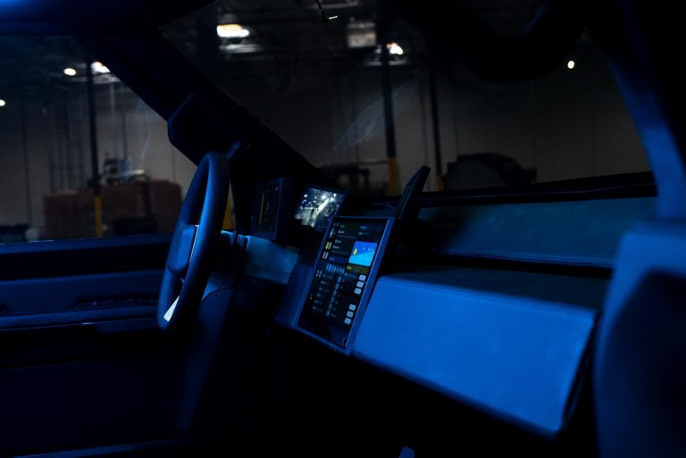 Atlis Reveals XT Electric Pickup Truck Prototype, Looks Like A Rational ...
