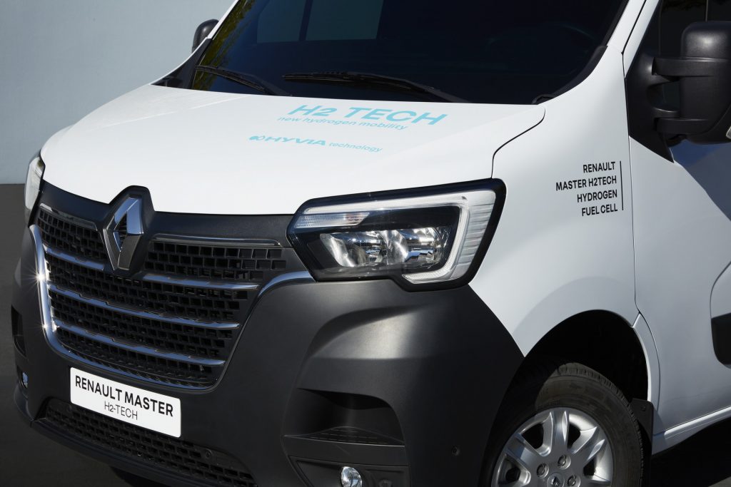 HYVIA’s Renault Master Van H2-TECH Is A Hydrogen Fuel Cell Van With A ...