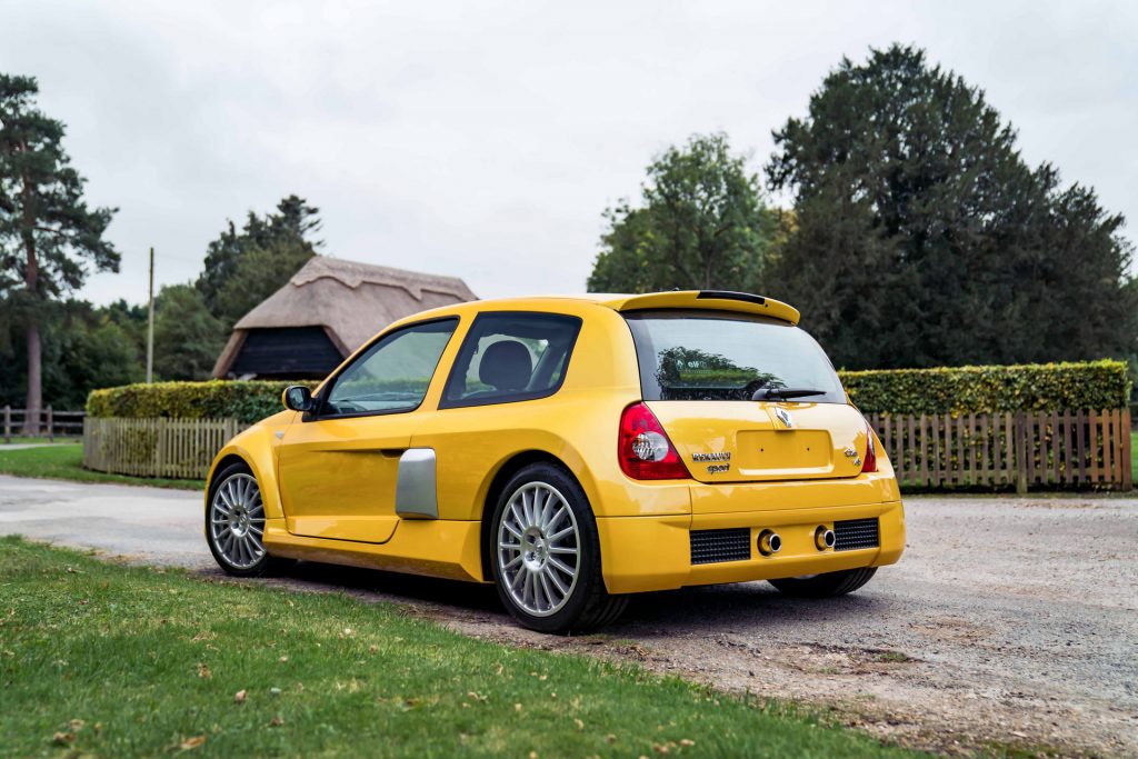 A Mint 980-Mile Renault Clio V6 Just Sold For A Record Price | Carscoops