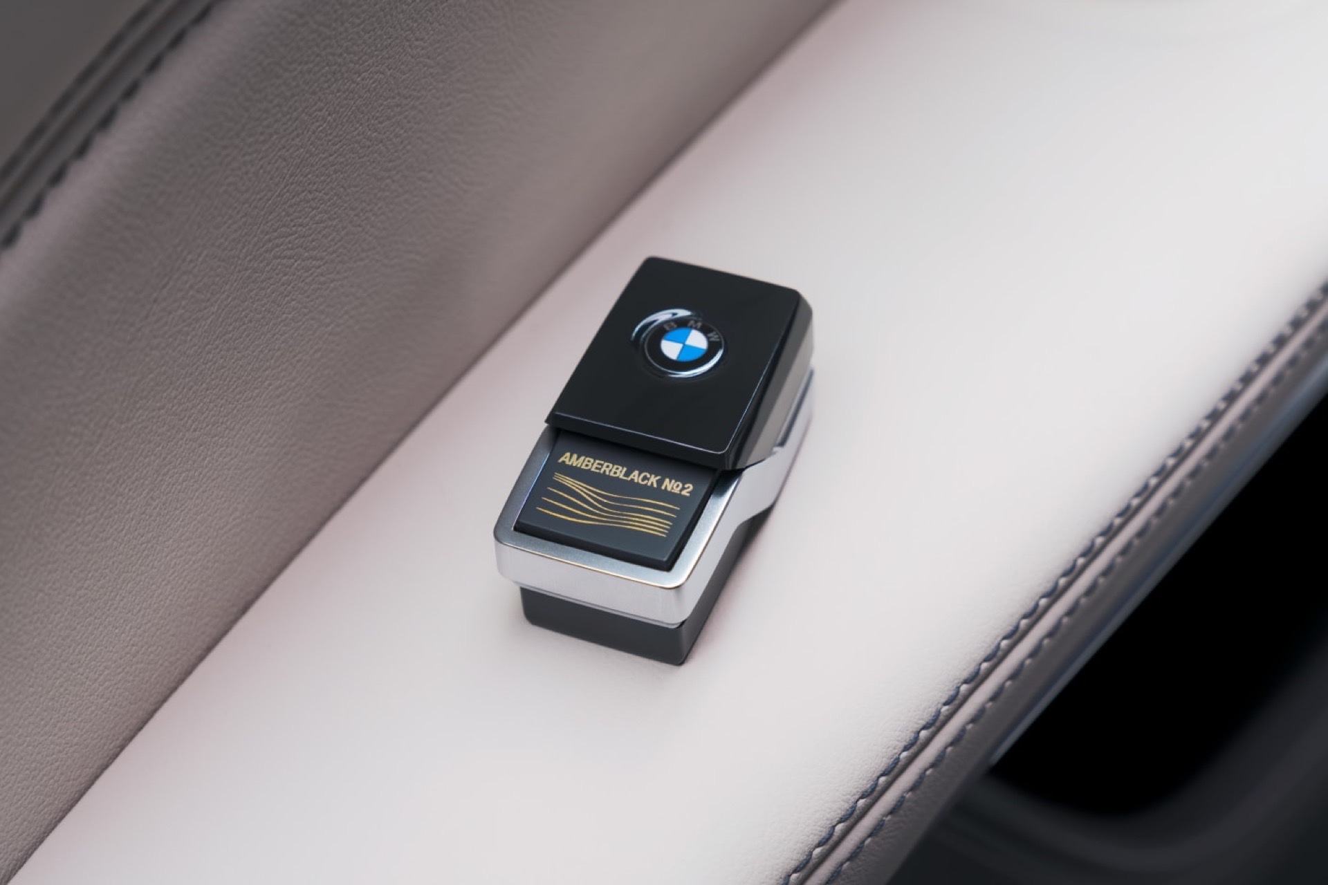 BMW’s New X7 Special Edition For The UAE Comes With Its Very Own Scent ...