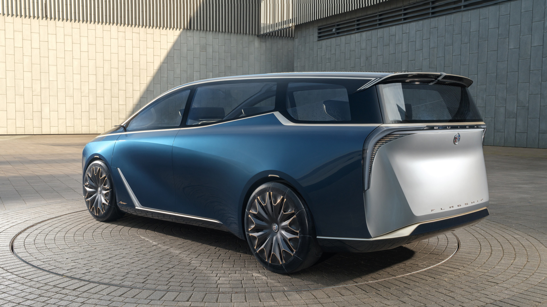 Buick GL8 Flagship Takes The Luxury Minivan Concept To The Next Level ...