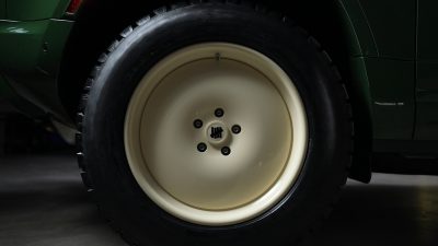 Galpin Shows Off Retro-Inspired 2022 Land Rover Defenders At LA Auto ...