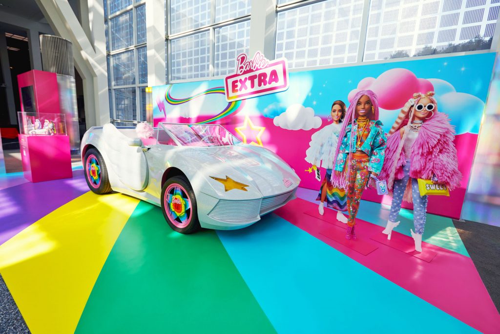 Life-Size Barbie Car for L.A. Show Is A Fiat 500 With Wings For Doors ...