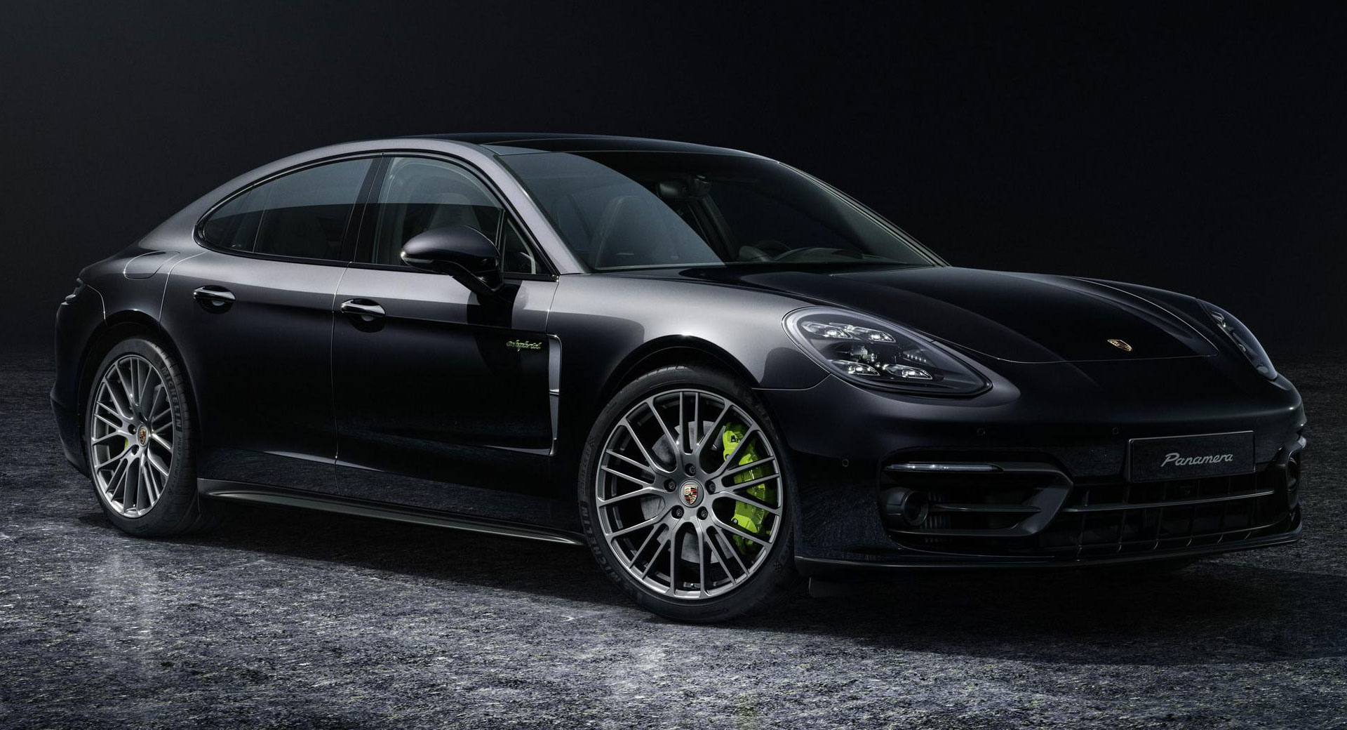 2022 Porsche Panamera Goes Platinum With Fancy New Trim | Carscoops