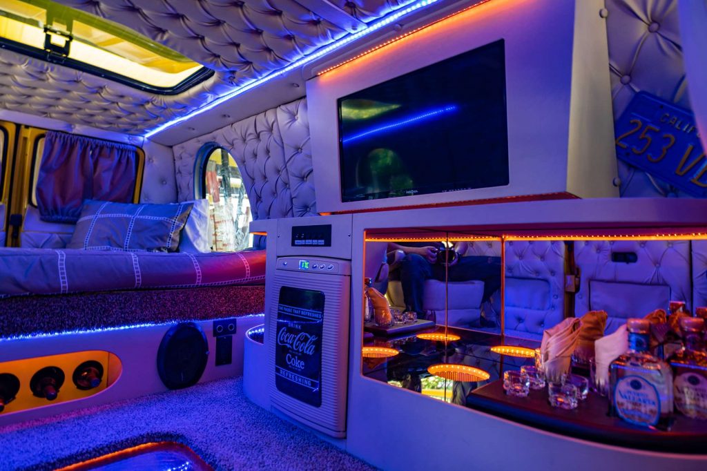 Men Of ’70s Culture, Here’s Your Chance To Own A Dodge Shag Wagon ...