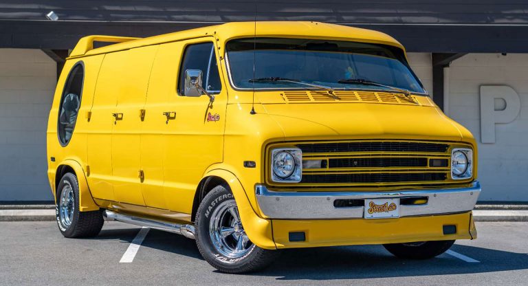 Men Of ’70s Culture, Here’s Your Chance To Own A Dodge Shag Wagon ...