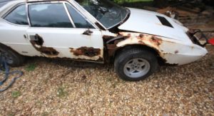 Would You Pay $20k For The World's Rustiest (And Engine-less) Ferrari ...