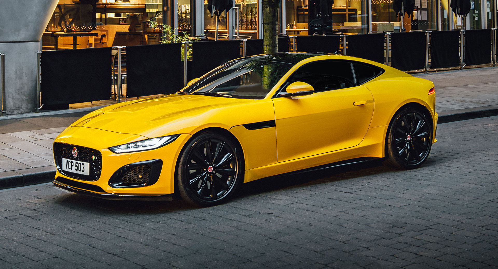 Jaguar F Type R Coupe 2022